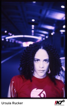 URSULA RUCKER – ULTRASÓNICA